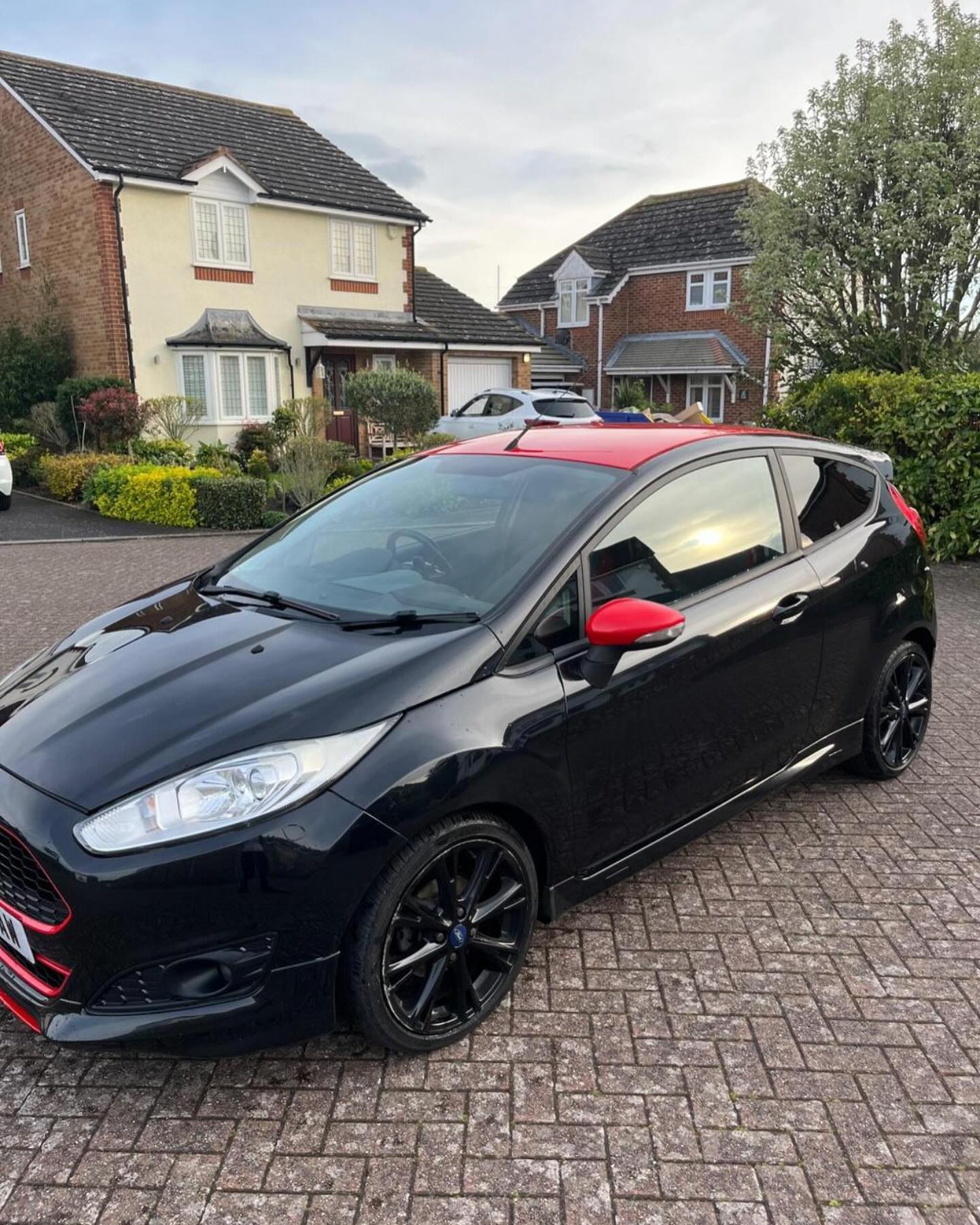 Ford Fiesta Black Edition – BKZ Prestige